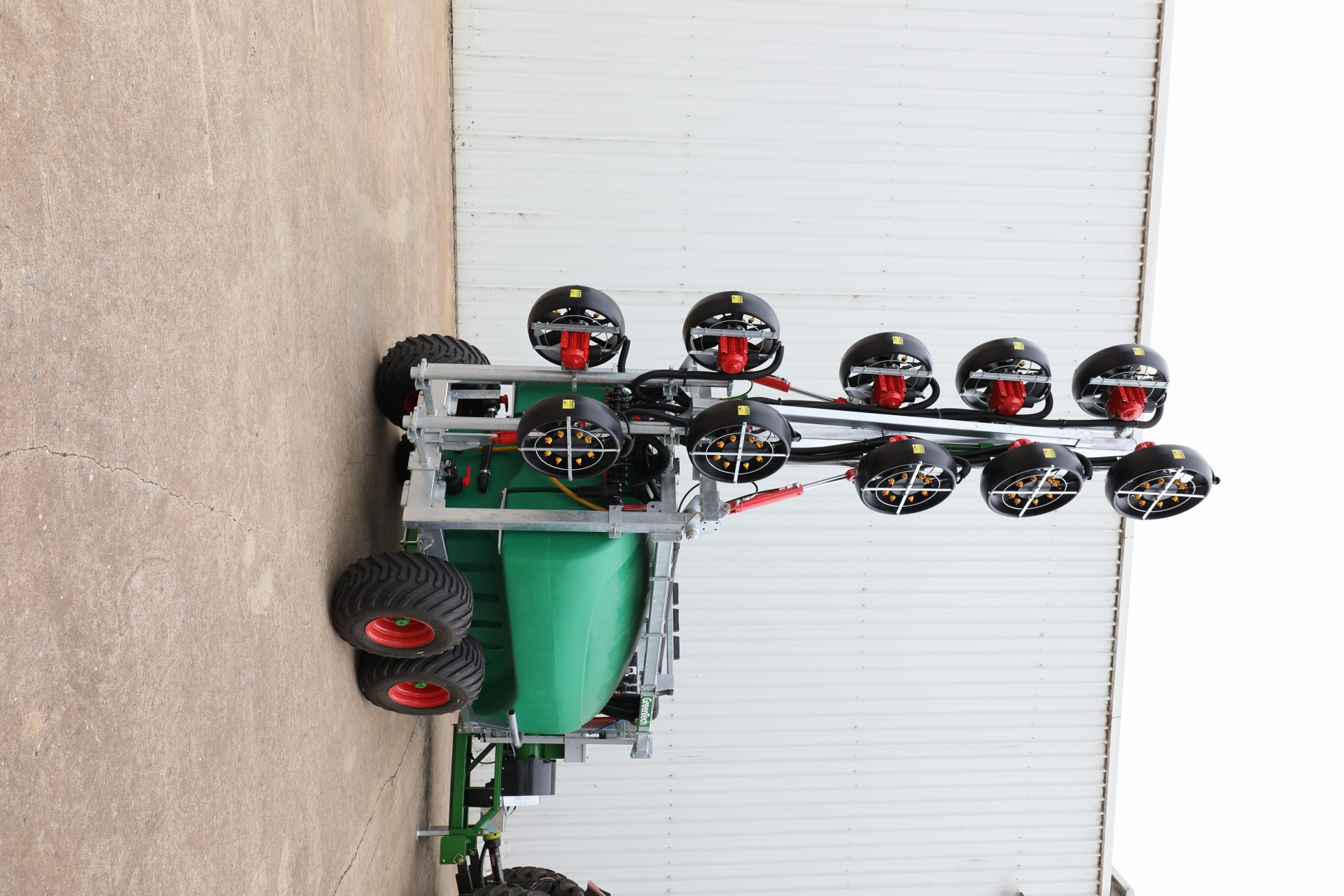 Spray technology reaches new heights in avocados